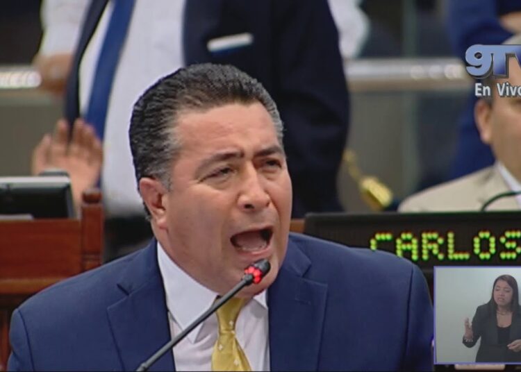 Portillo Cuadra dice que voto de salvadoreños en el exterior no es ... Portillo Cuadra dice que voto de salvadoreños en el exterior no es ...