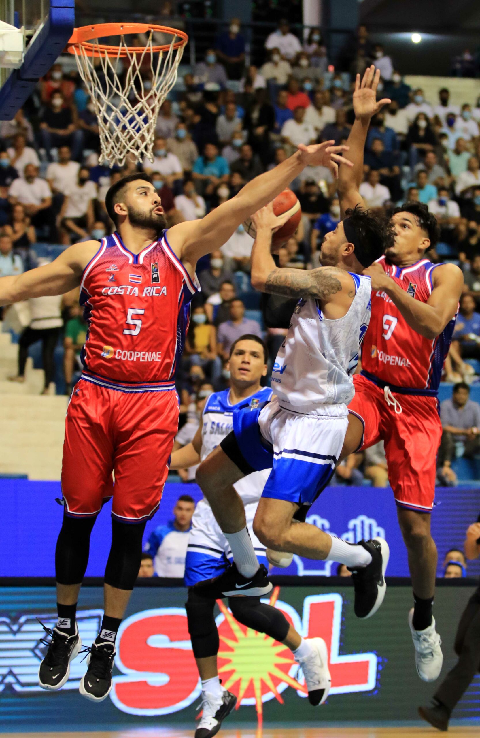 El Salvador cae ante Costa Rica en su debut en el preclasificatorio de la Américas de la Copa ...