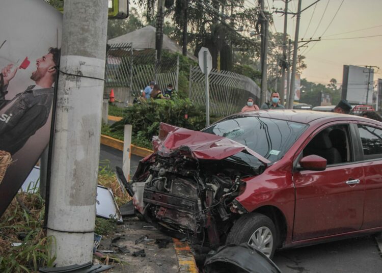 Conductor Ebrio Provoca Fuerte Accidente Sobre La Carretera