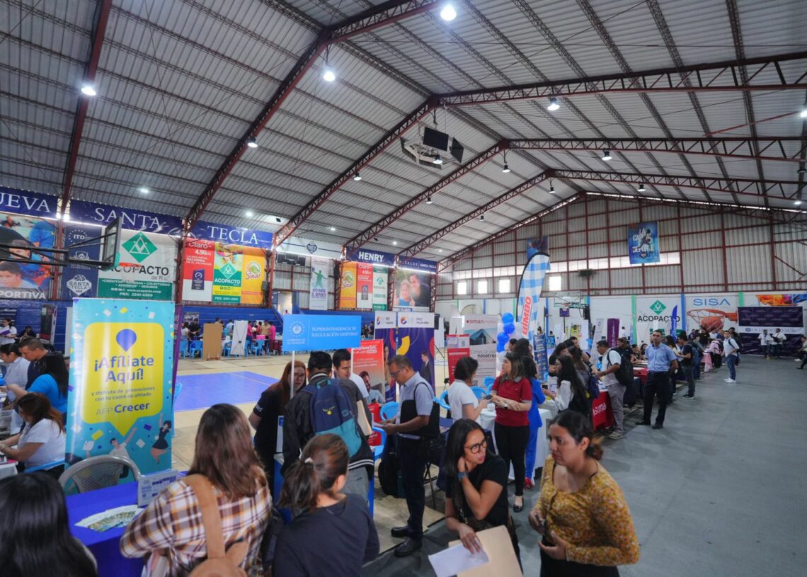 La Libertad Sur celebra la primera «Feria de Empleo 2025» con más de 2,000 plazas disponibles ...