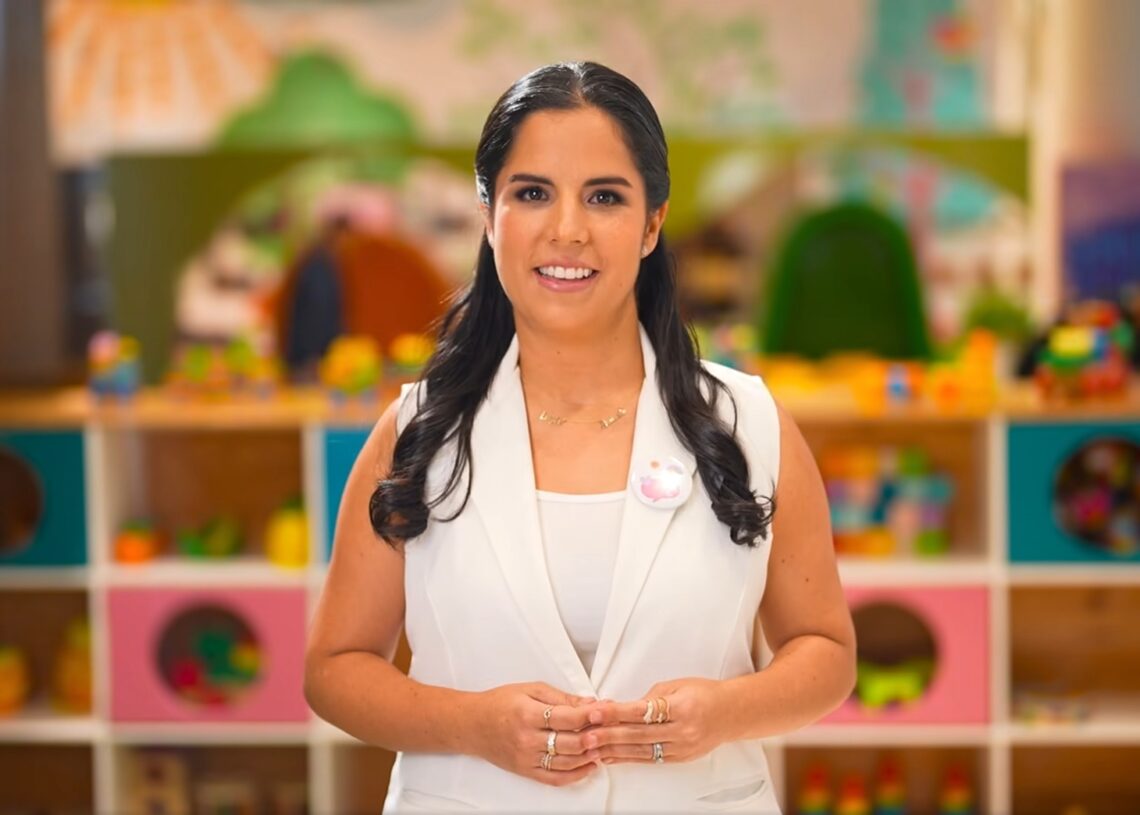 Gabriela de Bukele destaca rol del padre desde el inicio de la ...